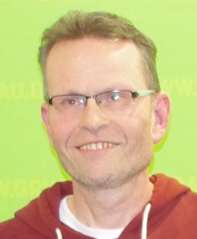 Die-Wetterauer-Grünen-Kreistagskandidaten-v.-l.-Marcus-Stadler-Dorothea ...